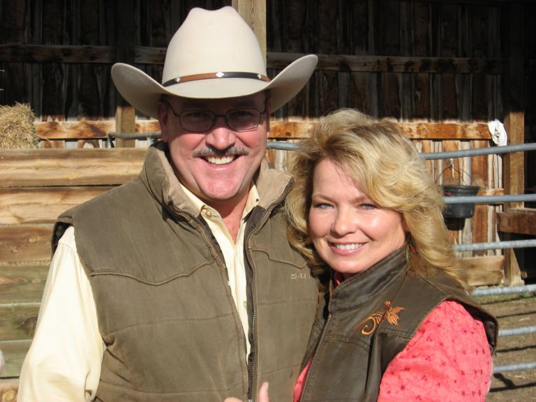 Home [www.arenawesttrailers.com]